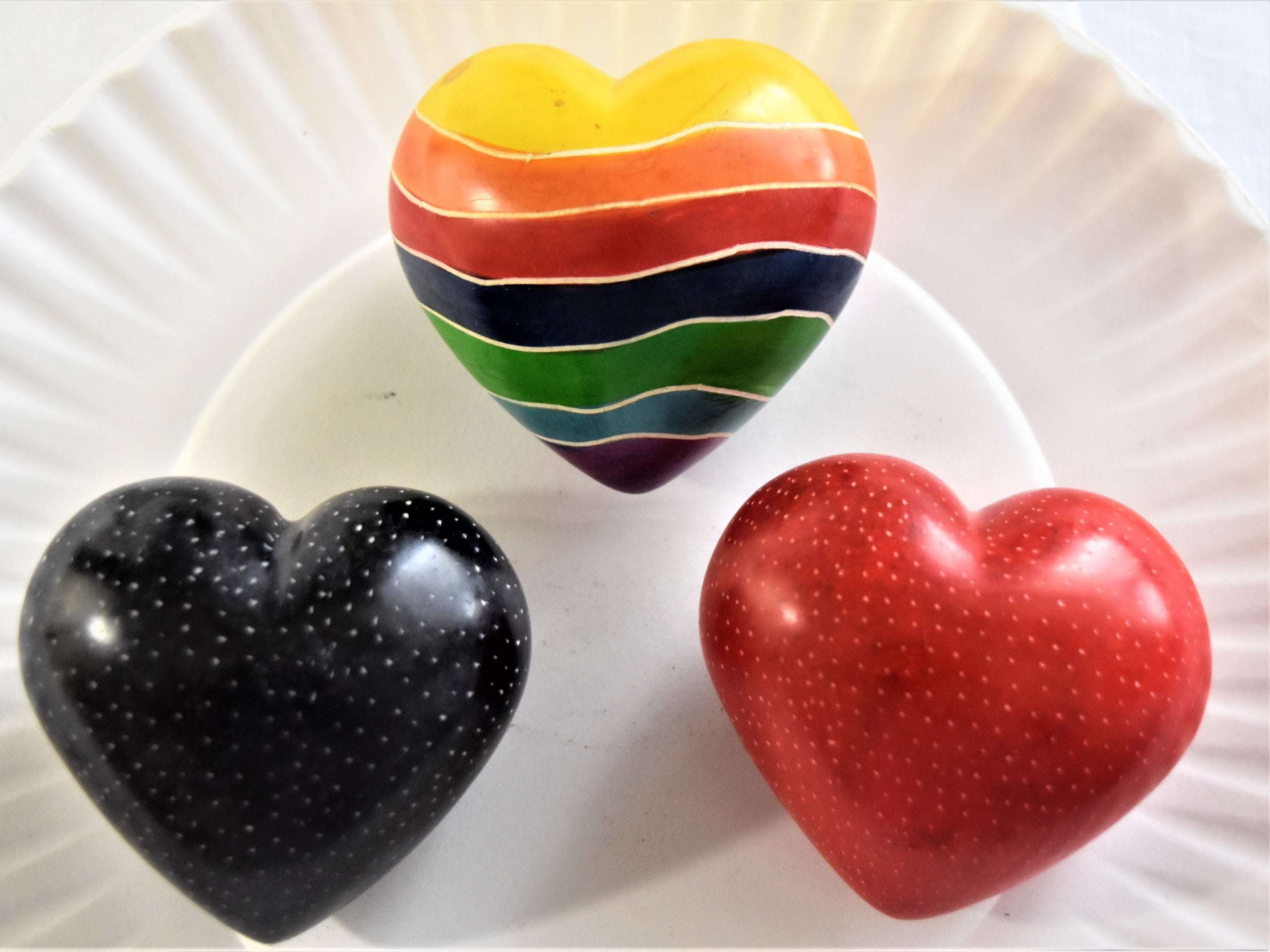 Sentimental Heart - Large - Colored with patterns | African Cultural ...